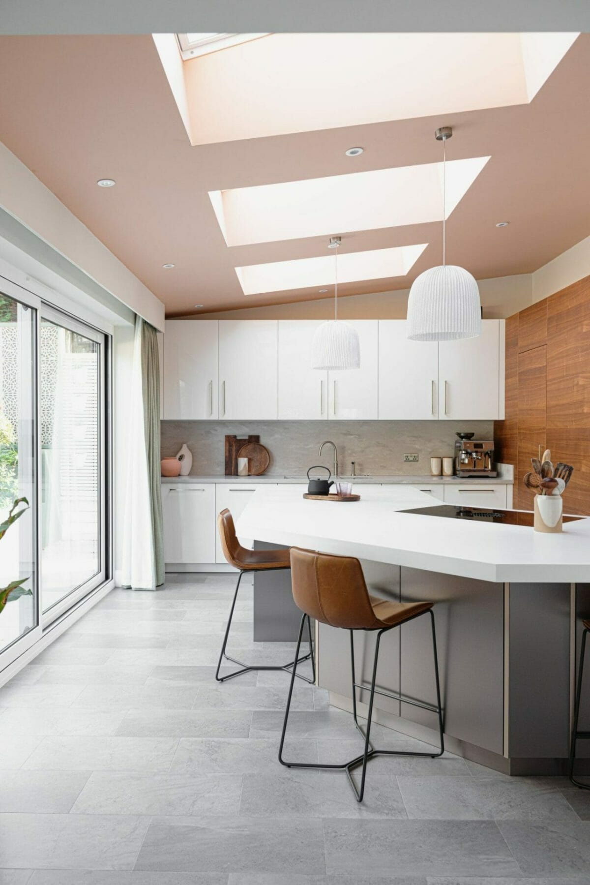 Modern Kitchen with Walk-In Pantry | Ashley Jay Kitchens