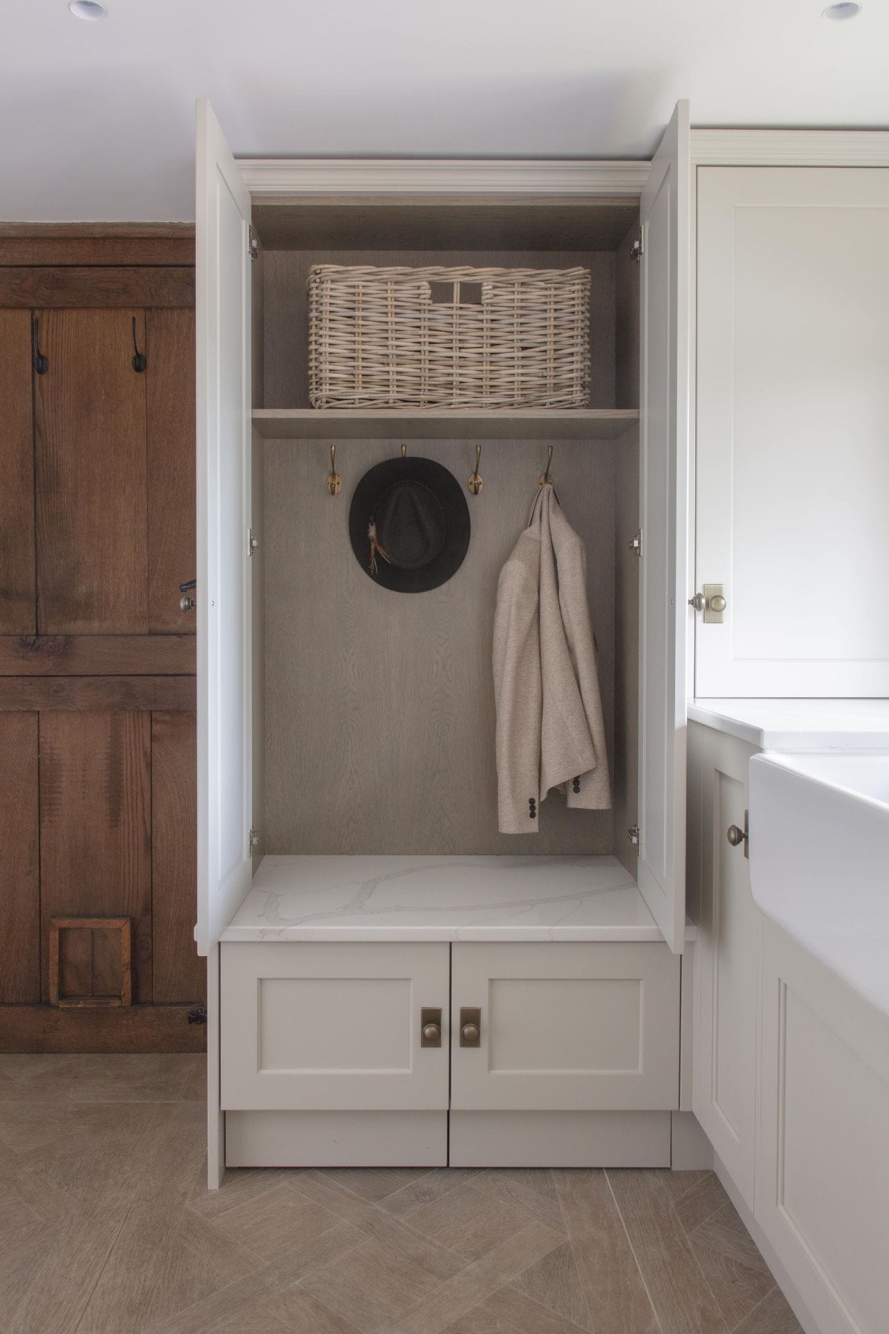 Classic In-Frame Kitchen In Characterful Property | Ashley Jay - Luxury ...